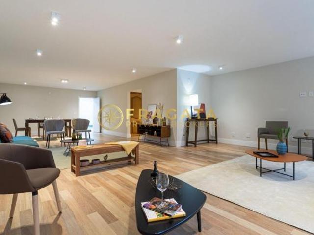 Apartamento com 4 dormitórios, 2 suítes, 2 vagas à venda, 263 m² Bela Vista São Paulo/SP