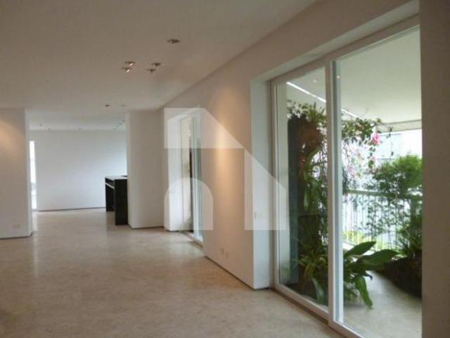 Apartamento com 4 dormitórios, 2 suítes em Higienópolis