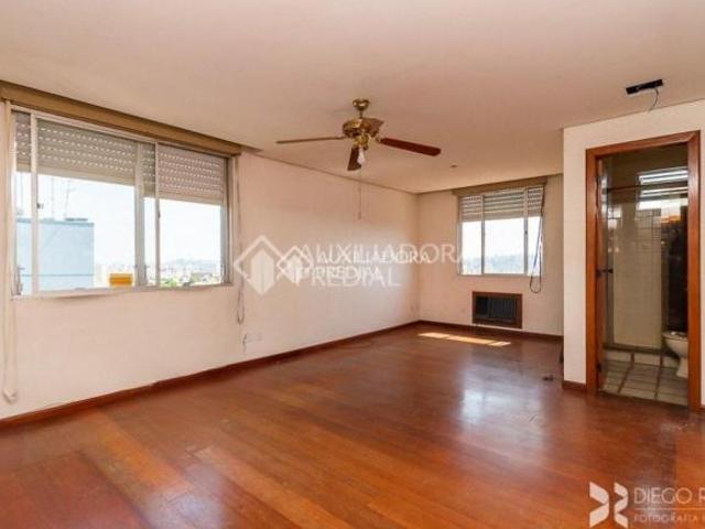 Apartamento com 4 dormitórios, 2 vagas, com 105 m² privativos com excelente vista