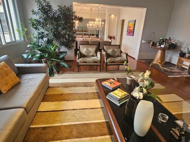 Apartamento com 4 Dormitórios 2 Vagas em Higienópolis