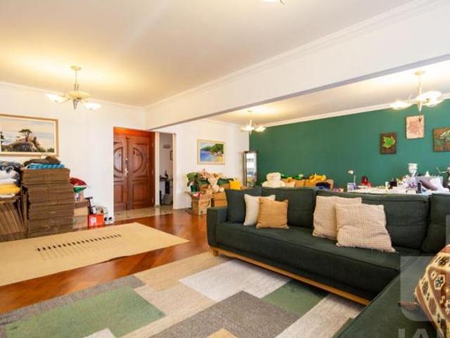 Apartamento com 4 Dormitórios 2 Vagas em Perdizes