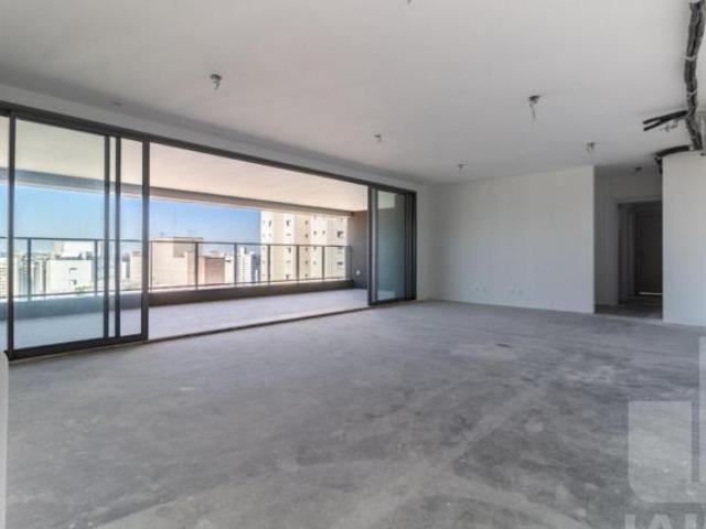 Apartamento com 4 Dormitórios 3 Vagas em Alto da Lapa