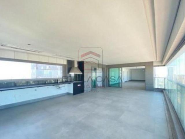 Apartamento com 4 dormitórios à Venda no Tatuapé