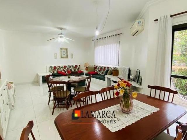Apartamento com 4 dormitorios a venda em Guaruja