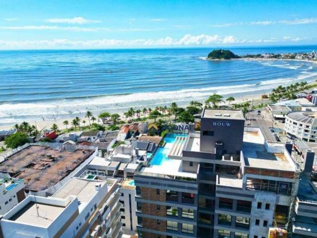 Apartamento com 4 dormitórios à venda por R$ 3.550.000,00 Centro Guaratuba/PR