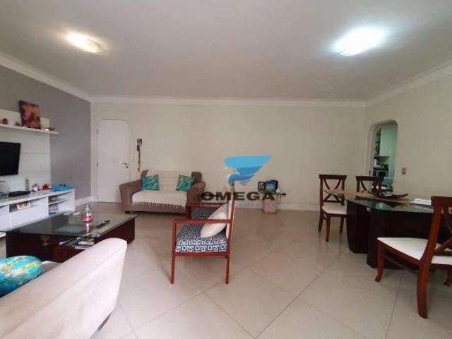 Apartamento com 4 dormitórios à venda Próximo Praia das Pitangueiras Guarujá/SP
