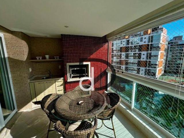 Apartamento com 4 dormitórios à venda, 140 m² por R$ 3.600.000,00 Riviera de São Lourenço Bertio