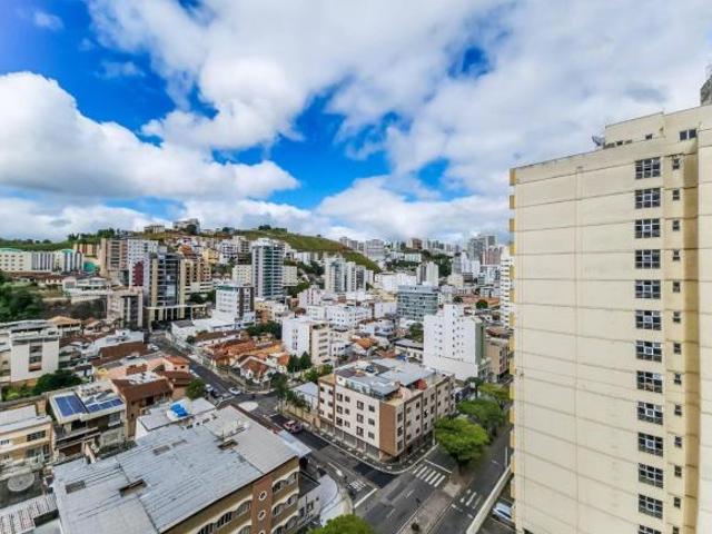 Apartamento com 4 dormitórios à venda, 148 m² por R$ 495.000,00 São Mateus Juiz de Fora/MG