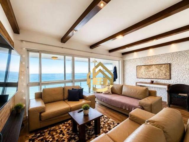 Apartamento com 4 dormitórios à venda, 148 m² por R$ 950.000,00 Praia das Pitangueiras Frente Mar