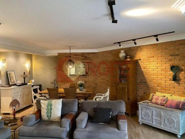 Apartamento com 4 dormitórios à venda, 149 m² por R$ 2.650.000,00 Moema São Paulo/SP