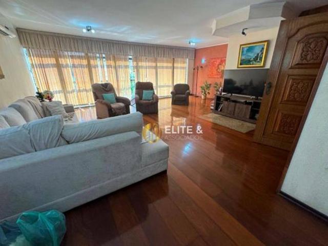 Apartamento com 4 dormitórios à venda, 153 m² por R$ 850.000,00 Gonzaga Santos/SP