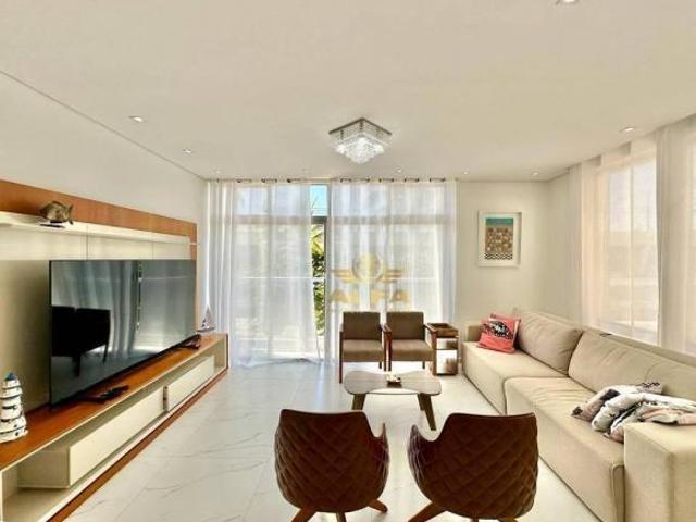 Apartamento com 4 dormitórios à venda, 151 m² por R$ 970.000,00 Pitangueiras Guarujá/SP