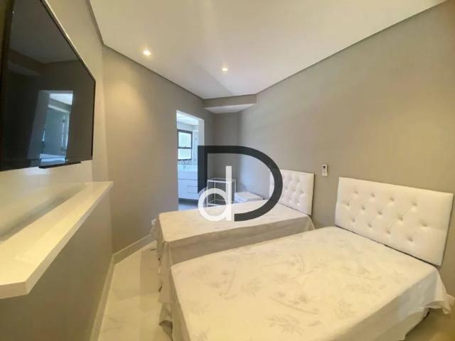 Apartamento com 4 dormitórios à venda, 160 m² por R$ 5.910.000,00 Riviera de São Lourenço Bertio