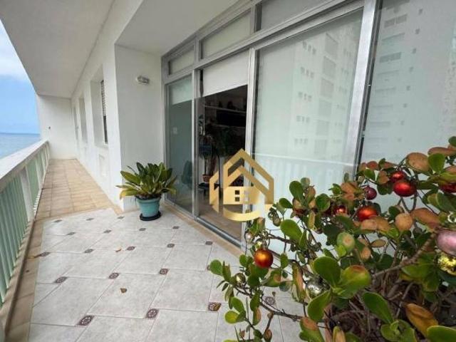 Apartamento com 4 dormitórios à venda, 162 m² por R$ 760.000,00 Praia das Pitangueiras Guarujá/S