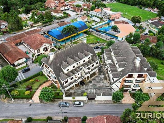 Apartamento com 4 dormitórios à venda, 170 m² por R$ 1.380.000,00 Vila Jaguaribe Campos do Jordã
