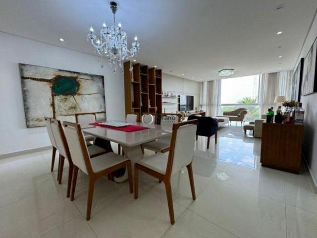 Apartamento com 4 dormitórios à venda, 180 m² por R$ 1.600.000,00