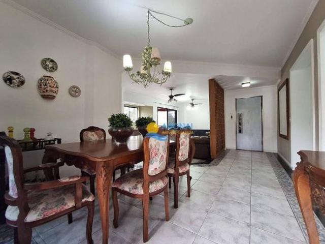 Apartamento com 4 dormitórios à venda, 180 m² por R$ 780.000,00 Jardim Astúrias Guarujá/SP