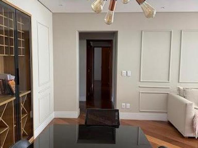 Apartamento com 4 dormitórios à venda, 188 m² por R$ 976.000,00 Vila Betânia São José dos Campos