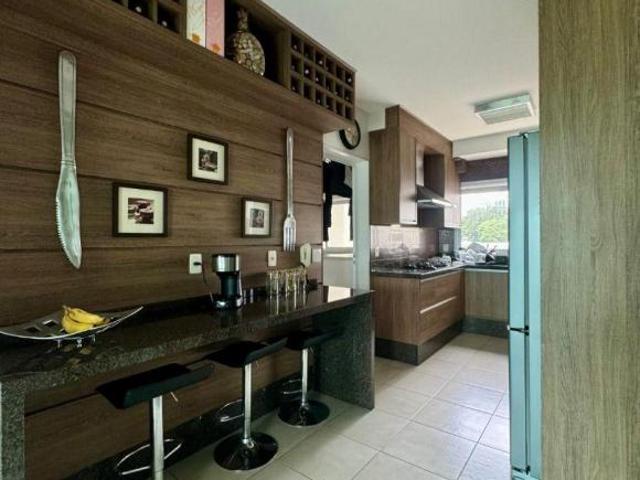 Apartamento com 4 dormitórios à venda, 190 m² Jardim Colinas São José dos Campos/SP