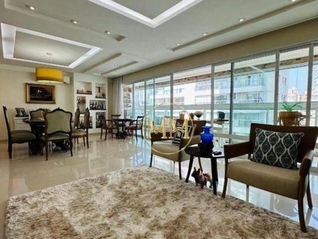 Apartamento com 4 dormitórios à venda, 191 m² por R$ 2.290.000,00 Gonzaga Santos/SP