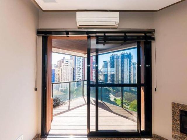 Apartamento com 4 dormitórios à venda, 194 m² por R$ 2.499.000,00 Agua Verde Curitiba/PR