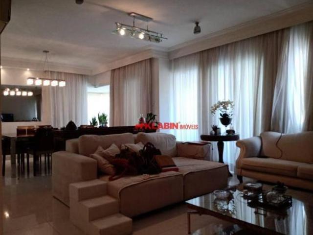 Apartamento com 4 dormitórios à venda, 196 m² por R$ 2.560.000,00 Jardim Vila