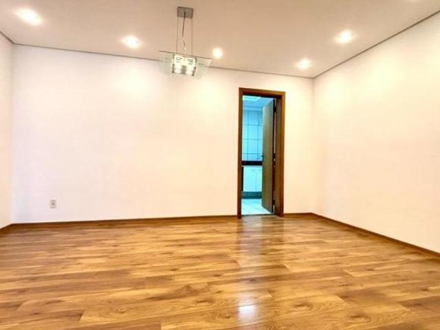 Apartamento com 4 dormitórios à venda, 128 m² por R$ 1.250.000,00 Jardim Aquarius São José dos C