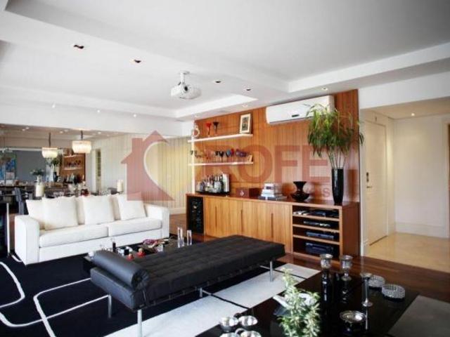 Apartamento com 4 dormitórios à venda, 245 m² por R$ 4.300.000,00 Brooklin São Paulo/SP