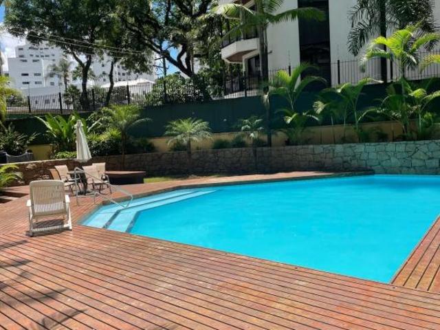 Apartamento com 4 quartos à venda, 270 m² Higienópolis perto do shopping e estação do metro