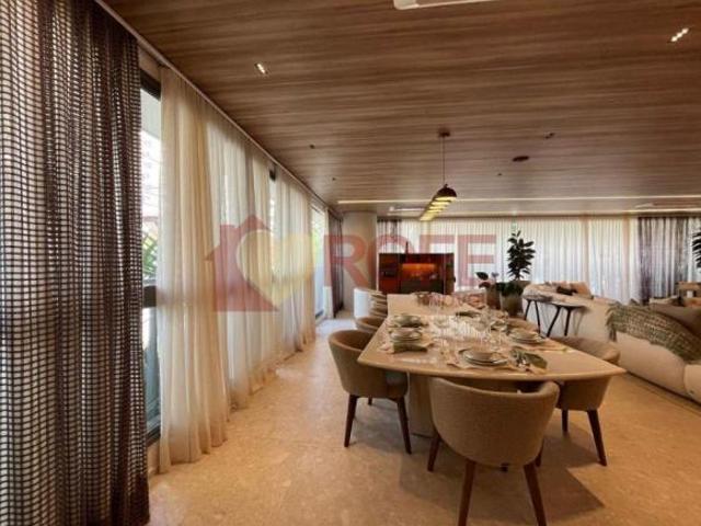 Apartamento com 4 dormitórios à venda, 290 m² por R$ 7.999.000,00 Moema São Paulo/SP