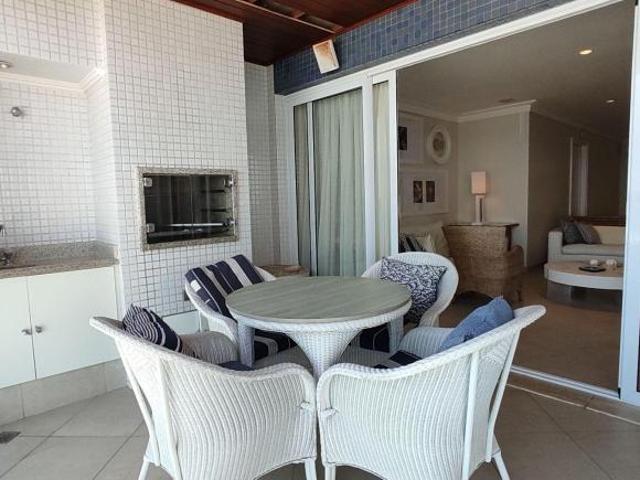 Apartamento com 4 dormitórios à venda, 203 m²