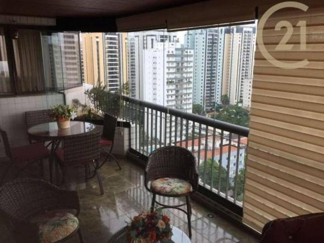 Apartamento com 4 dormitórios à venda, 200 m² por R$ 3.155.000,00 Moema São Paulo/SP
