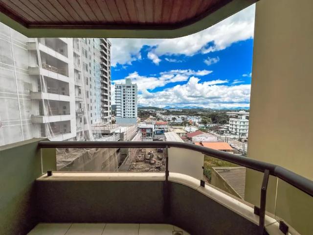 Apartamento com 4 dormitórios à venda, 204 m² por R$ 1.950.000,00 Centro Balneário Piçarras/SC