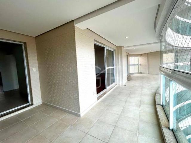 Apartamento com 4 dormitórios à venda, 204 m² por R$ 3.300.000,00 Embaré Santos/SP