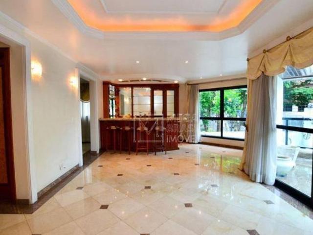 Apartamento com 4 dormitórios à venda, 220 m² por R$ 1.250.000,00 Vila Monumen