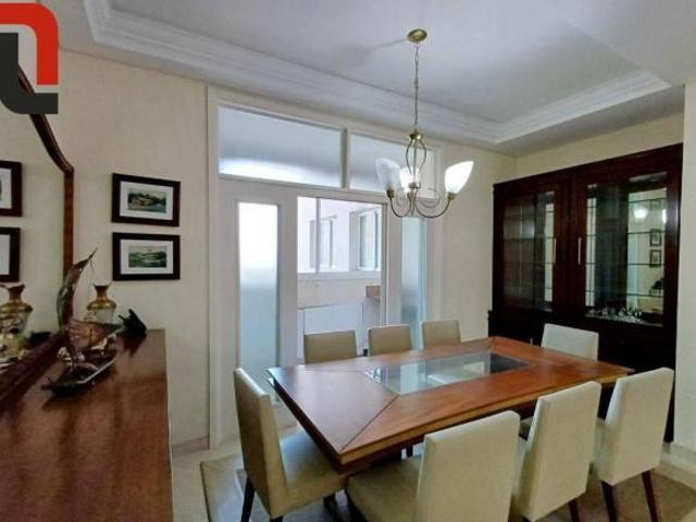 Apartamento com 4 dormitórios à venda, 227 m² por R$ 2.590.000,00 Batel Curitiba/PR