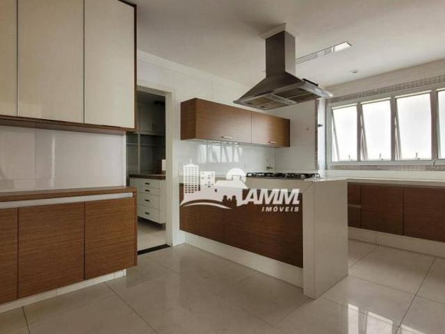 Apartamento com 4 dormitórios à venda, 224 m² por R$ 1.050.000,00 Praia das Pitangueiras Guarujá