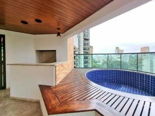 Apartamento com 4 dormitórios à venda, 236 m² na VIla Andrade