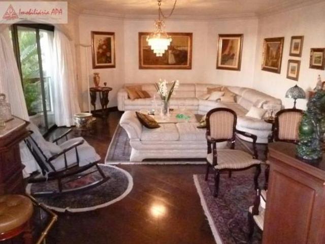 Apartamento com 4 dormitórios à venda, 388 m² por R$ 2.800.000,00 Pacaembu São Paulo/SP