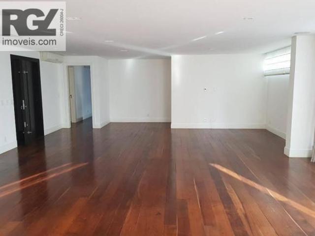 Apartamento com 4 dormitórios à venda, 304 m² por R$ 2.948.000,00 Boqueirão Santos/SP