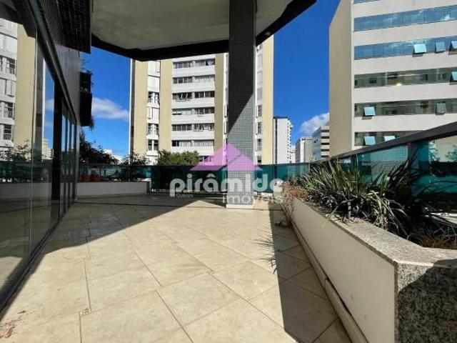 Apartamento com 4 dormitórios à venda, 337 m² por R$ 2.300.000,00 Vila Adyana São José dos Campo