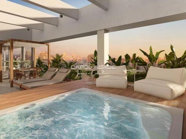 Apartamento com 4 dormitórios, com 3 vagas