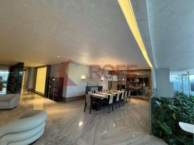 Apartamento com 4 dormitórios e com 515 m² Jardim Guedala
