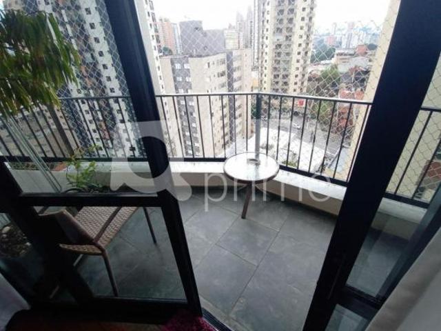 Apartamento com 4 dormitórios e 4 banheiros à venda em Santana
