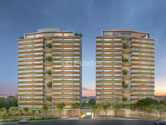 Apartamento com 4 dormitórios em Porto Alegre
