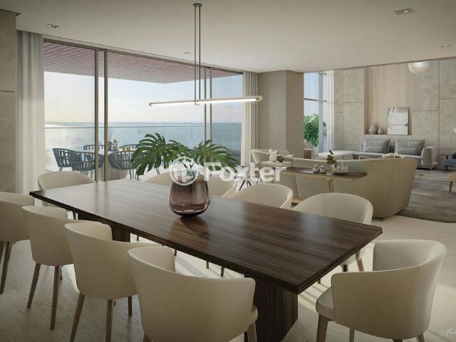 Apartamento com 4 dormitórios em Porto Alegre