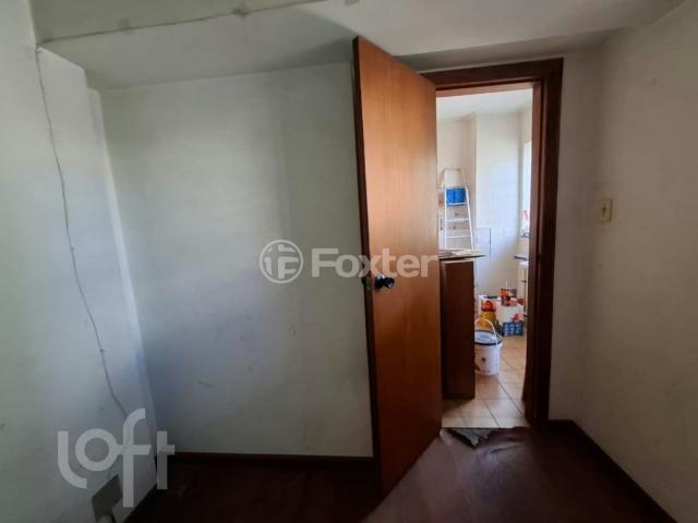 Apartamento com 4 dormitórios em Porto Alegre