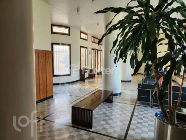 Apartamento com 3 dormitórios em Porto Alegre