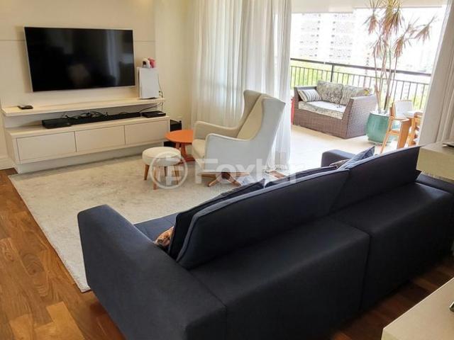 Apartamento com 4 dormitórios em São Paulo