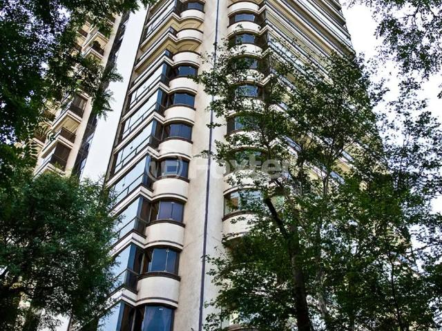 Apartamento com 4 dormitórios em São Paulo